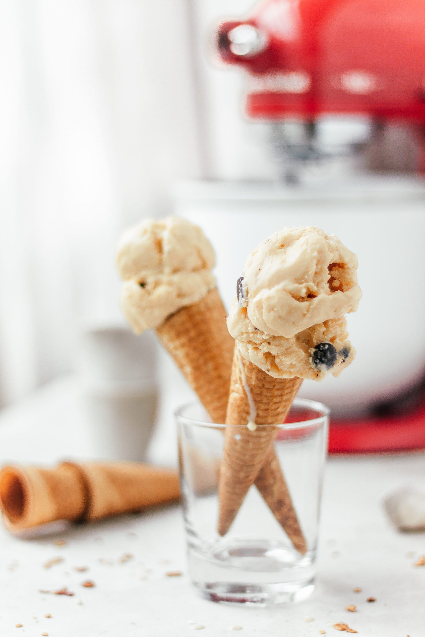 Salted caramel ijs met chocolade – Helen Kookt