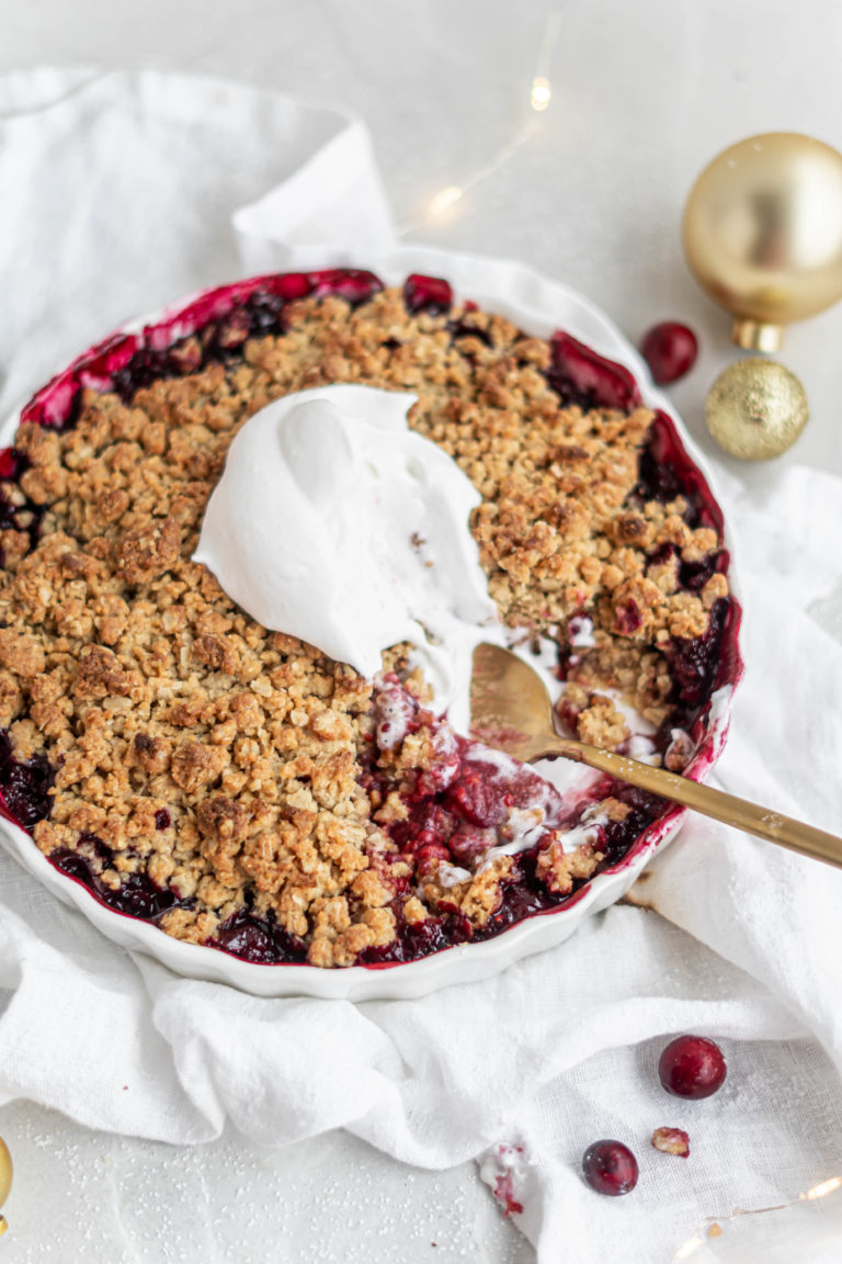 Crumble met pruimen en rood fruit – Helen Kookt